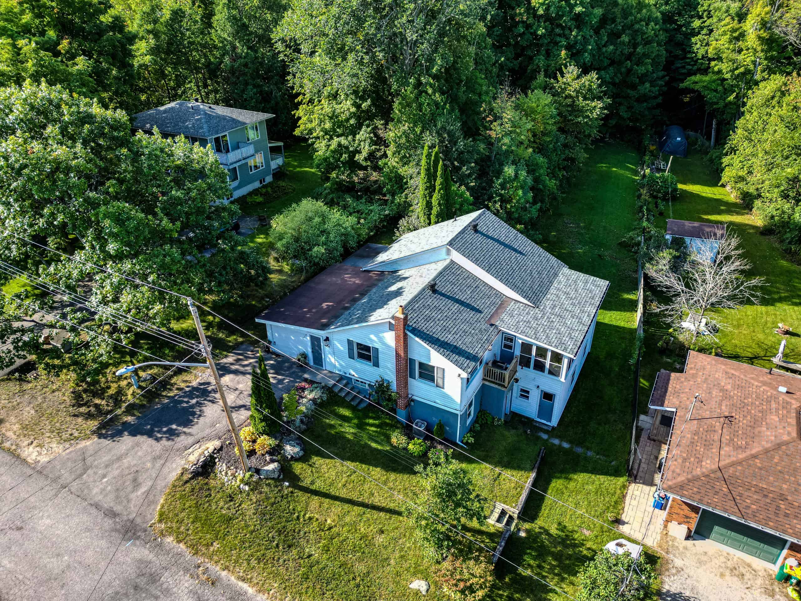 BEAUTIFULLY UPDATED BUNGALOW FOUND IN TAY TOWNSHIP! - Peggy Hill Team ...