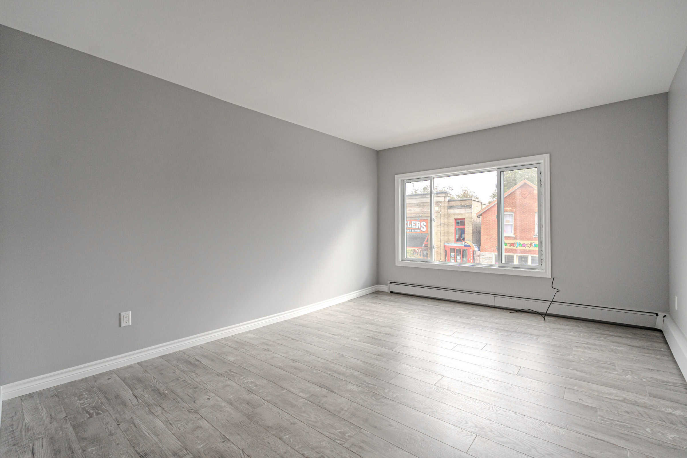 For Sale: 30 Queen Street West, Elmvale, ON (S12775512) - Peggy Hill Team