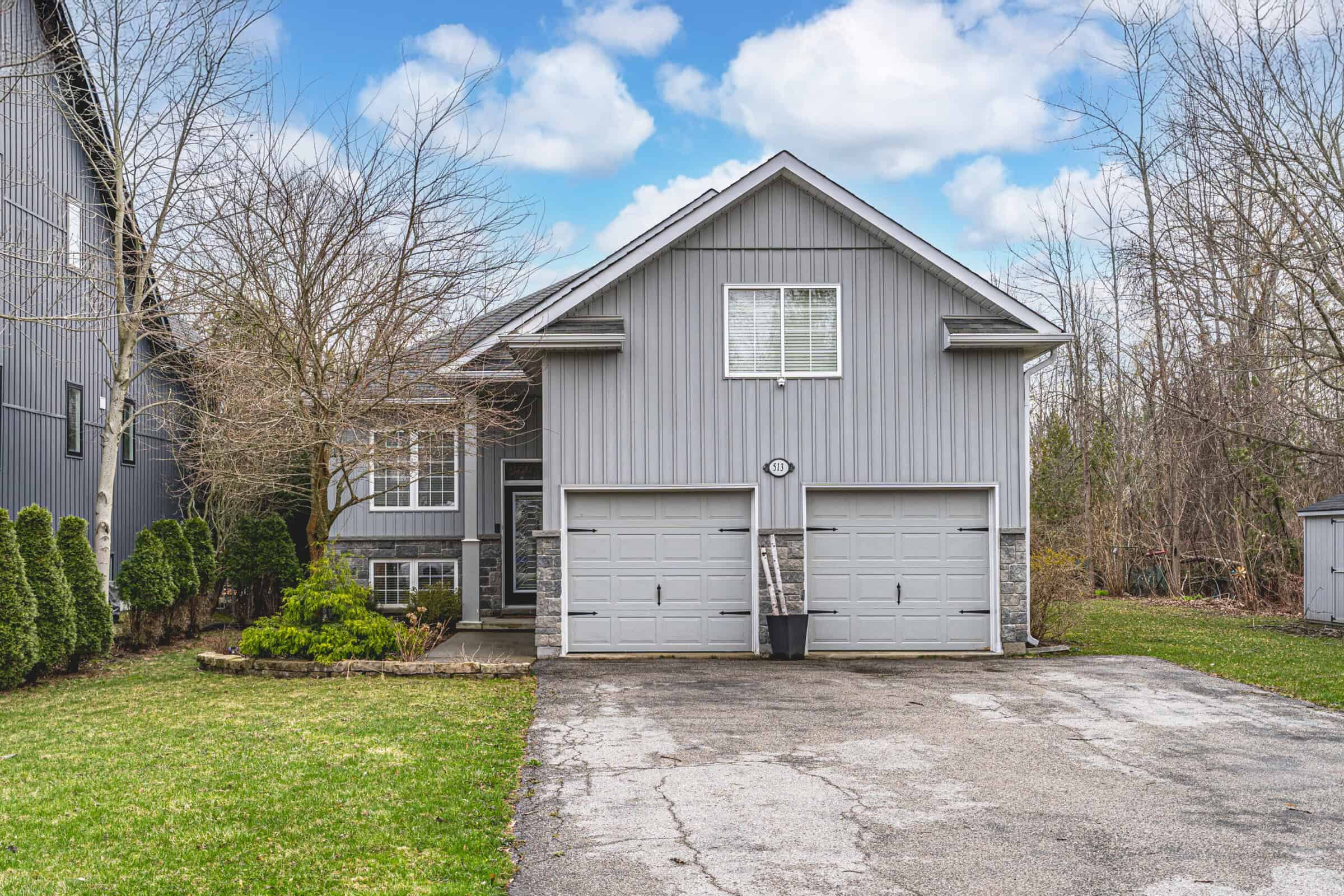 For Sale: 513 Mapleview Drive East, Innisfil, ON (N12093618) - Peggy ...